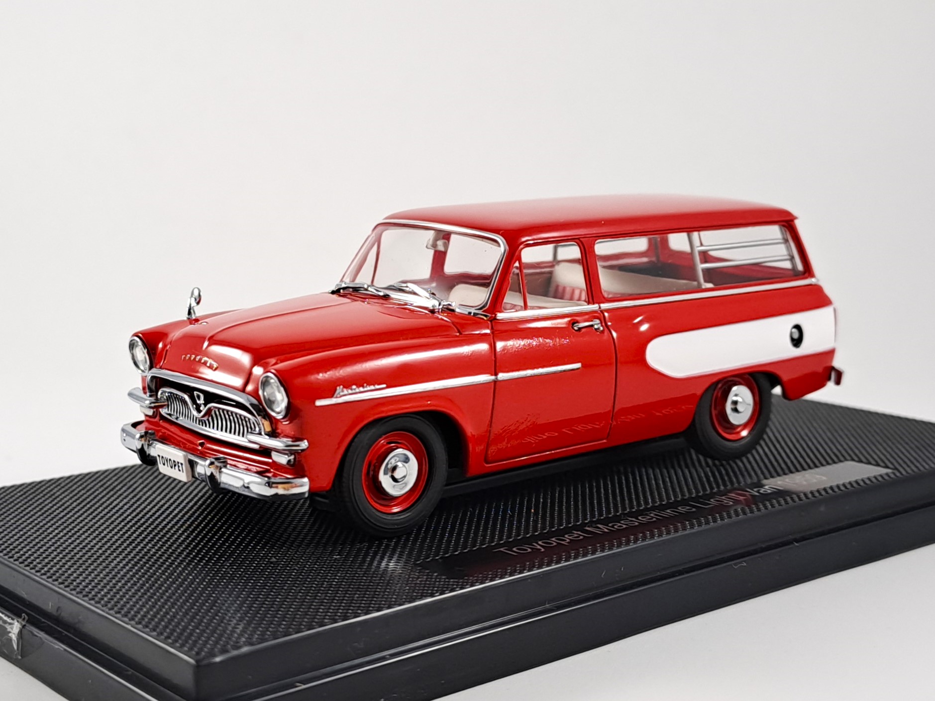 Toyota Toyopet Masterline Light Van 1959 1:43 Ebbro | Sběratelské ...