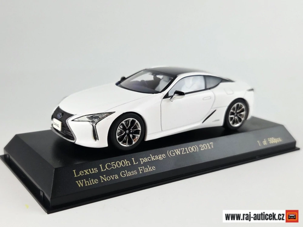 Lexus LC500h L package 1:43 Kyosho CARNEL | Sběratelské modely aut a ...