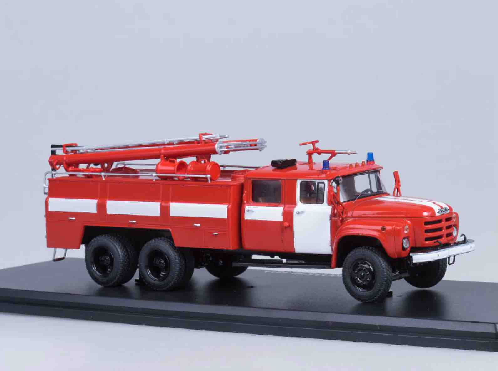 ZIL-133GJa AC-40 hasiči 1:43 SSM | Sběratelské modely aut